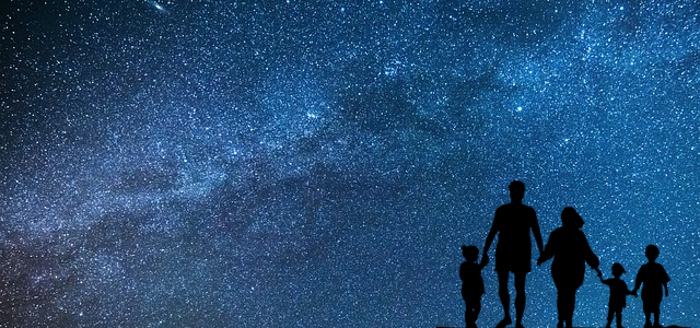 Fully Human: reclaiming your dignity in a dehumanizing world.